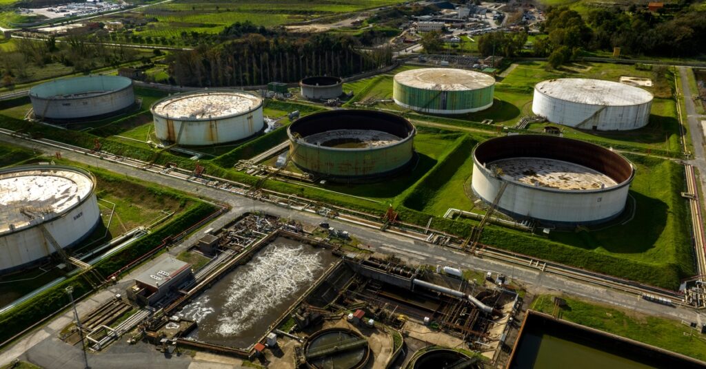 How To Handle Tank Liner Damage After a Natural Disaster